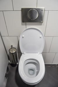 How to: Dealing with an Overflowing Toilet - Plumber In Fort Worth